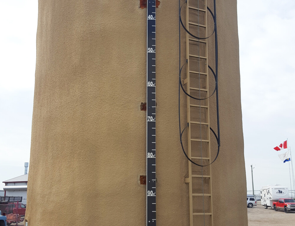 400 BBL Upright Skid Mounted Sloped Bottom Frac Tanks | Inclusive Energy